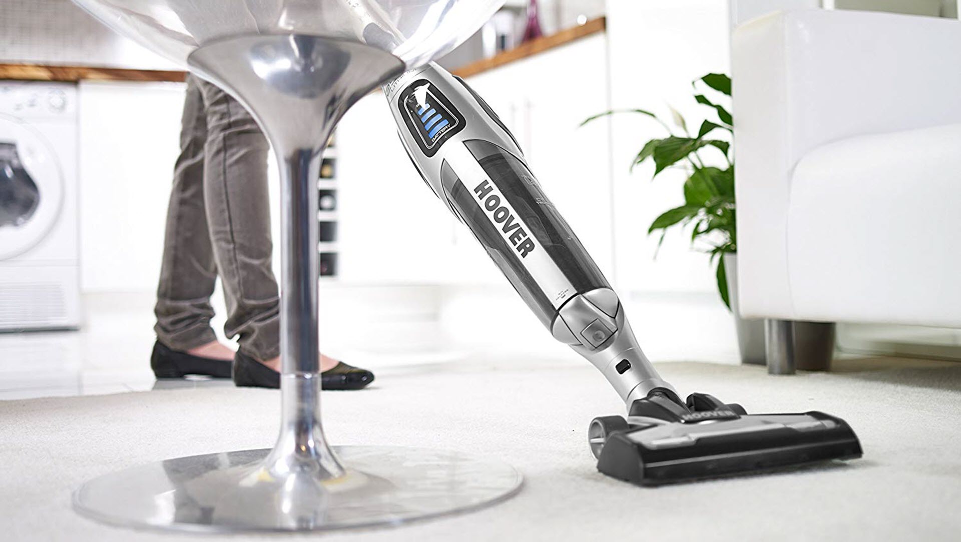 Ασύρματες σκούπες Hoover: Γιατί το γιορτινό σπίτι θέλει την Hoover του ...